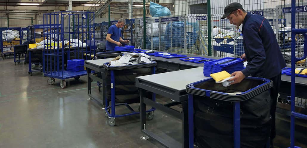 Bulk Mailers: What Are They and How Do They Work? - Onsite Management Group